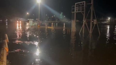 Tsunami floods Haleiwa Boat Harbor on Oahu’s North Shore | Haystack News
