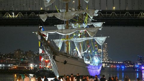 New timeline emerges in tall ship collision with Brooklyn Bridge | Haystack News