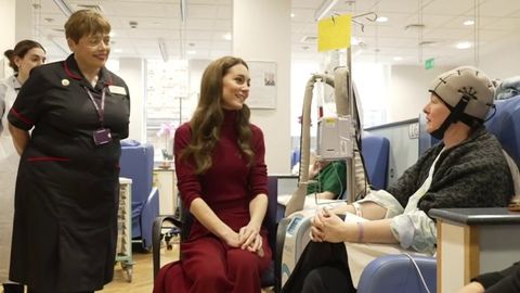 Kate Middleton thanks staff at hospital where she received treatment ...