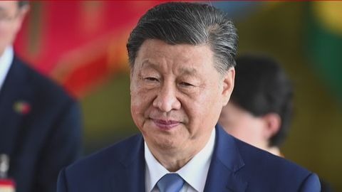 China's economy 'in distress,' unlikely that Trump folds: Gordon Chang ...