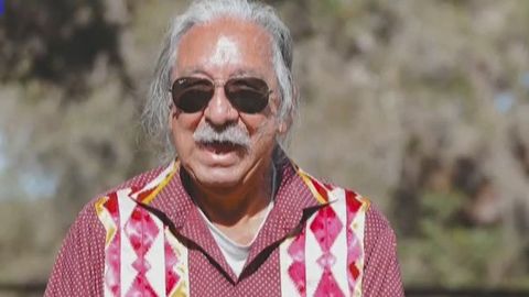 Retired FBI agent attacks decision to commute Leonard Peltier's ...
