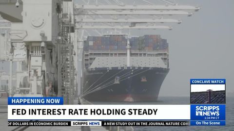 Fed leaves rates unchanged, citing risks of inflation and unemployment ...