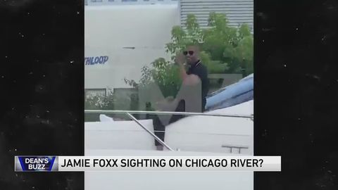 Video captures Jamie Foxx on Chicago River in 1st public sighting: TMZ ...