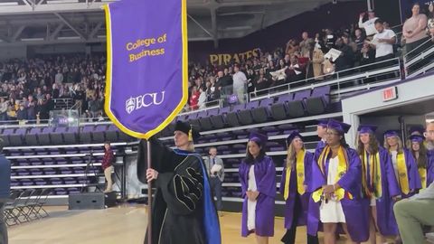 ECU seniors celebrate final moments before graduation | Haystack News