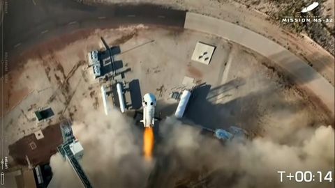 Blue Origin's New Shepard rocket lifts six passengers on a brief but ...