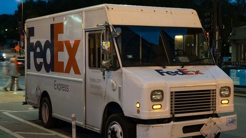 As FedEx plans to spin off freight, can it cut costs even more ...