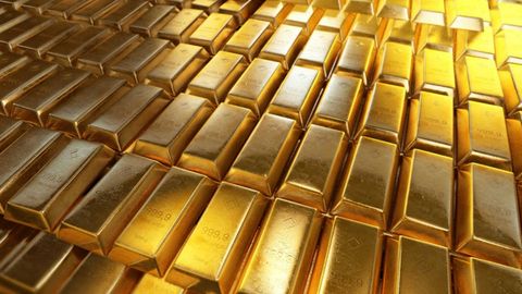 Gold rises above $3,000 as investors seek safe haven | Haystack News
