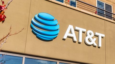 Lumen CEO talks AT&T deal, enterprise: We have 'right to win' in AI ...