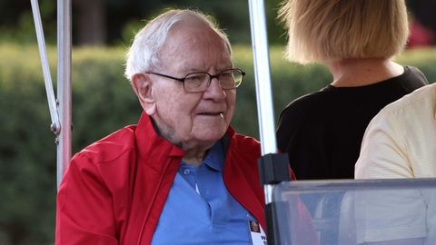 What to watch for in Warren Buffett's annual shareholder letter | Haystack News